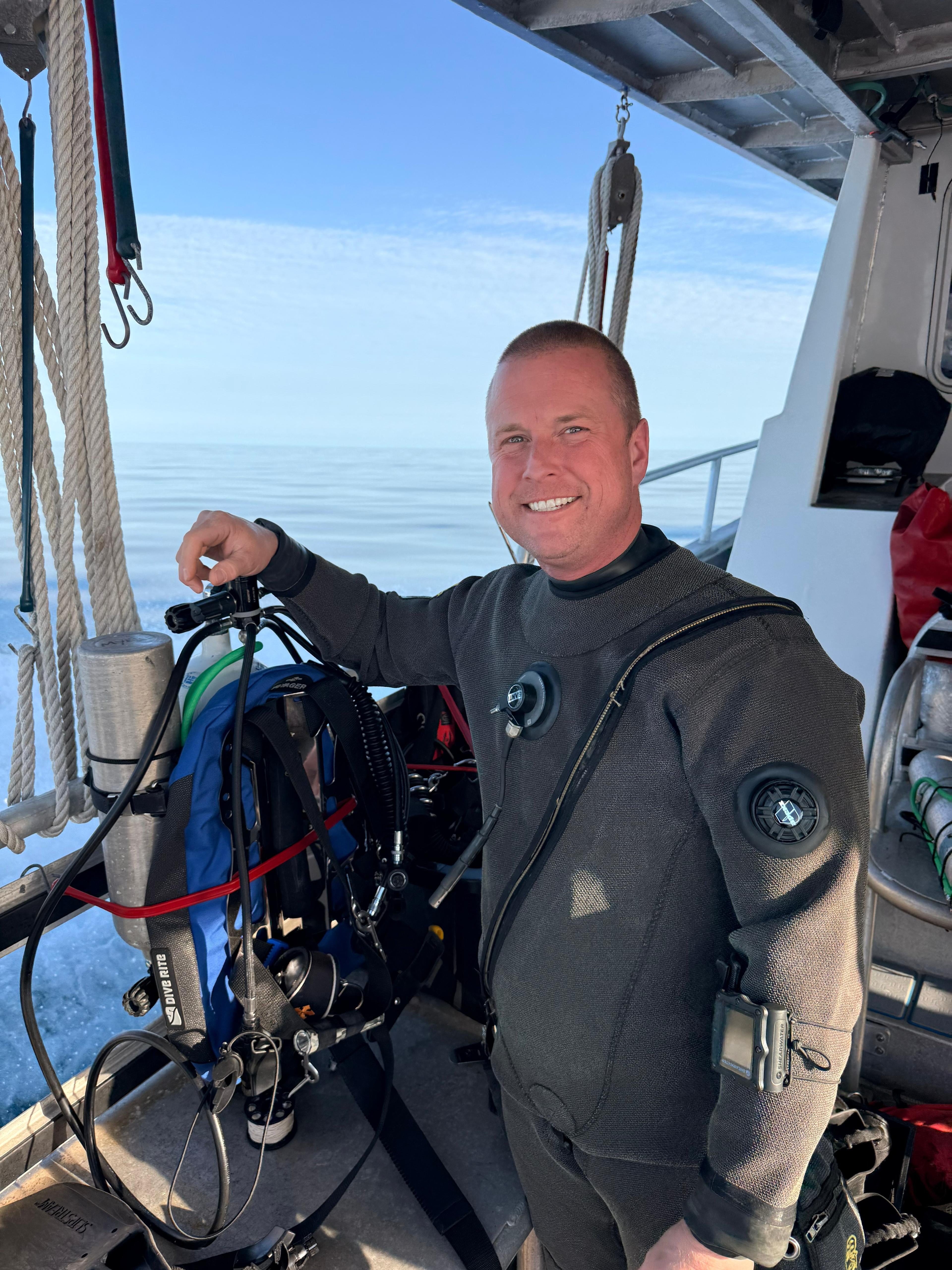 SF Tech Kevlar Pro Custom Drysuit (XL) – Flipper's Diving LLC